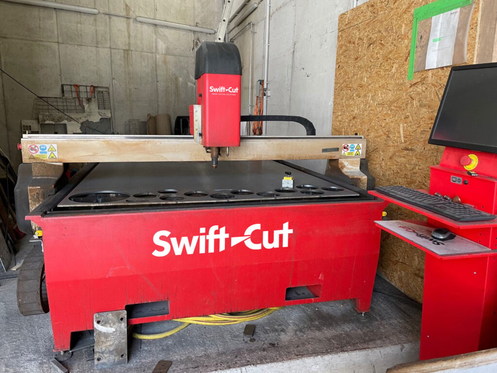 Cutting shop recommends Swift-Cut to own customers - Swift-Cut CNC ...